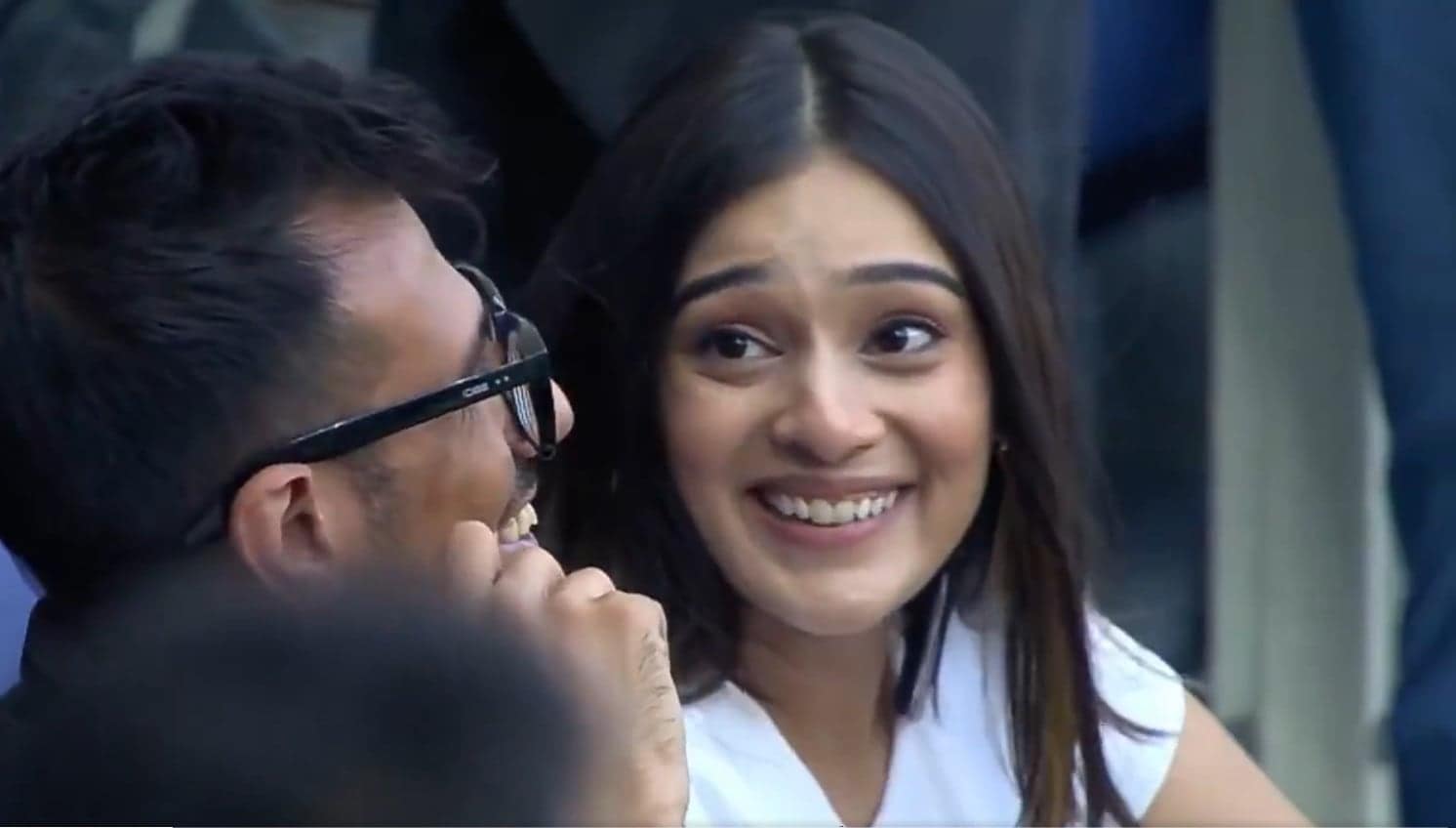 Who Is RJ Mahvash? Mystery Girl Spotted With Chahal During CT 2025 ...